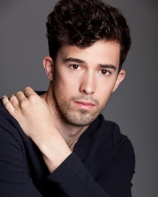 Olivier Bracke | Familie_VTM Wiki | Fandom