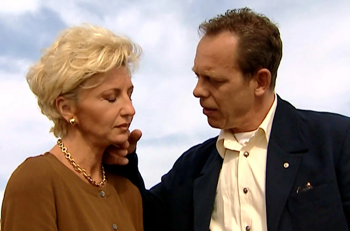 Relaties van Hugo Beckers | Familie_VTM Wiki | Fandom