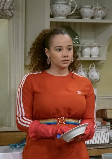 Category:Main Characters | Family Reunion Wiki | Fandom