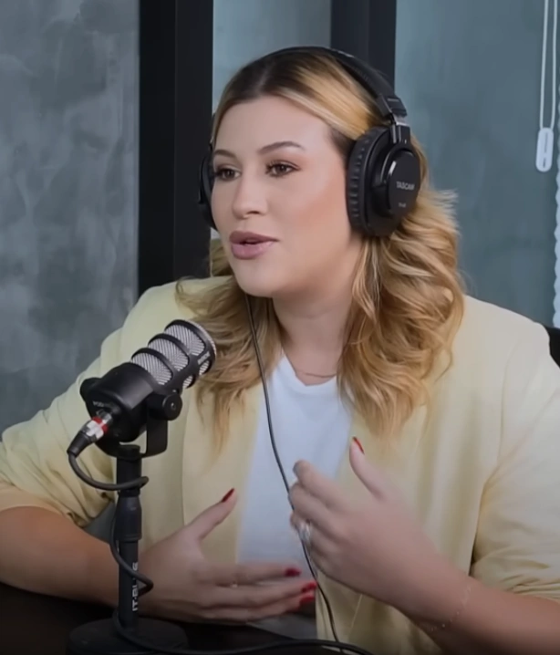 Niina Secrets | Famosos Wiki | Fandom