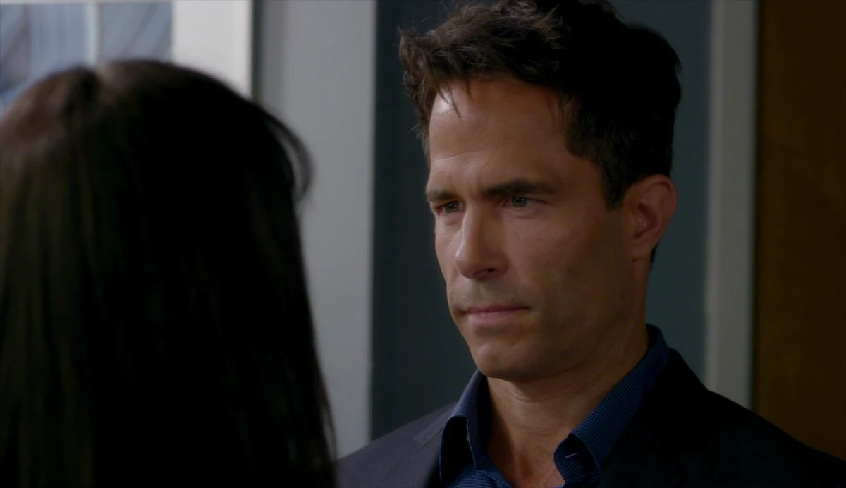 Alan Mills | Famous In Love Wikia | Fandom