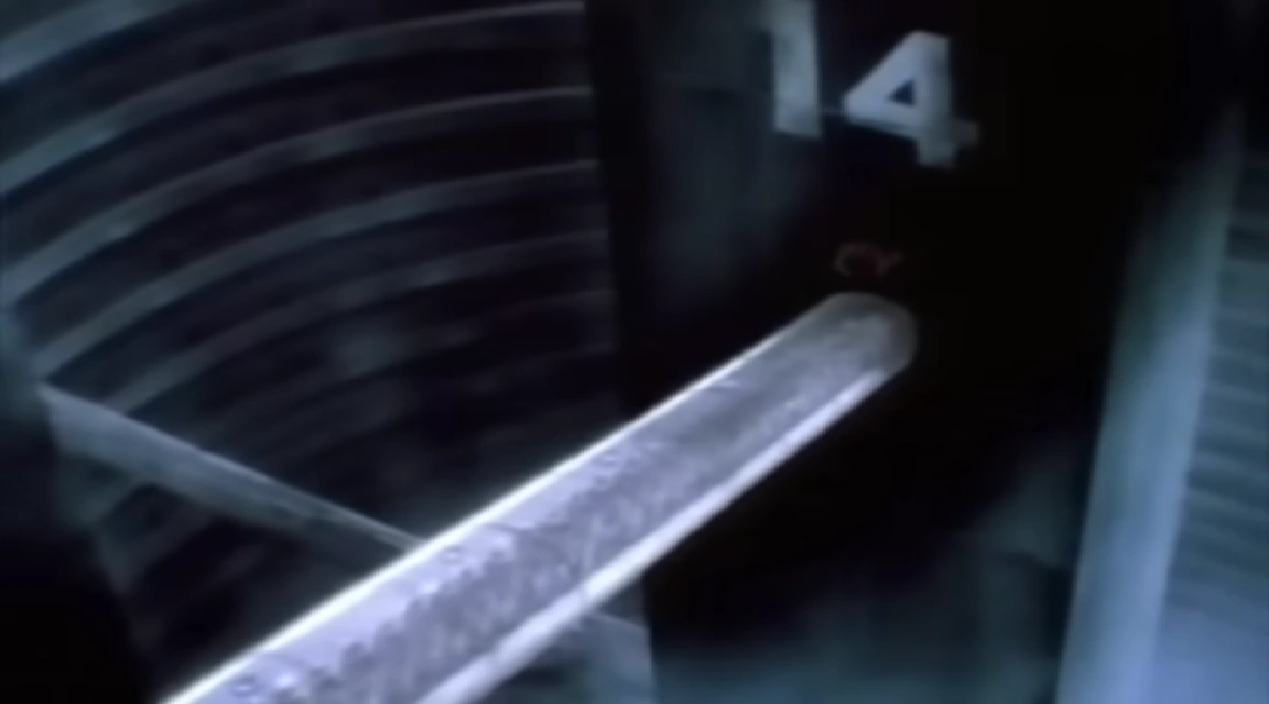 Apple Macintosh (1984) Commercial Picture Background by ...