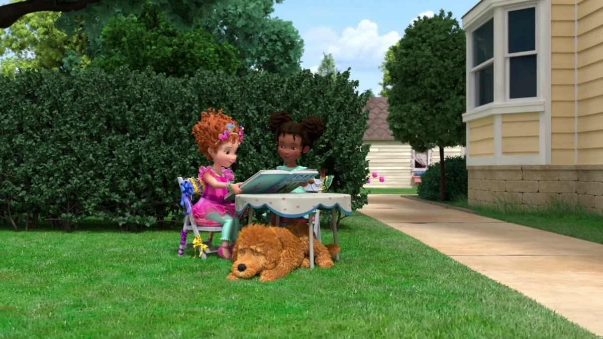 Frenchy Takes the Stand | Fancy Nancy Wiki | Fandom