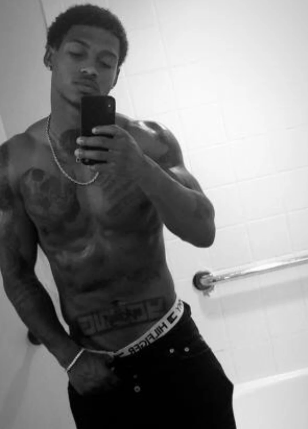 Trelly Holt | The Fandom Challenge Wiki | Fandom