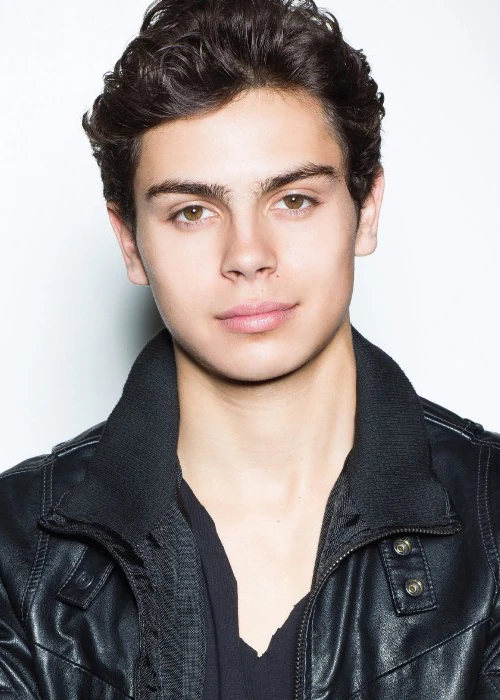 Jake T. Austin | Craytel Database | Fandom