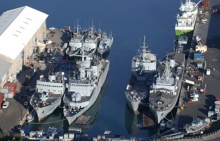 Frankrikes flotta, French Navy, Marine Nationale | Fantasivärlden ...