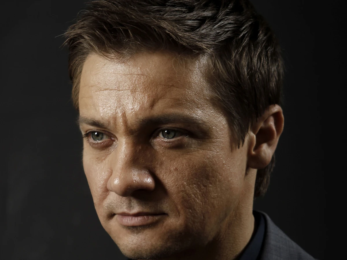 Jeremy Renner | Dimension 20 Wiki | Fandom