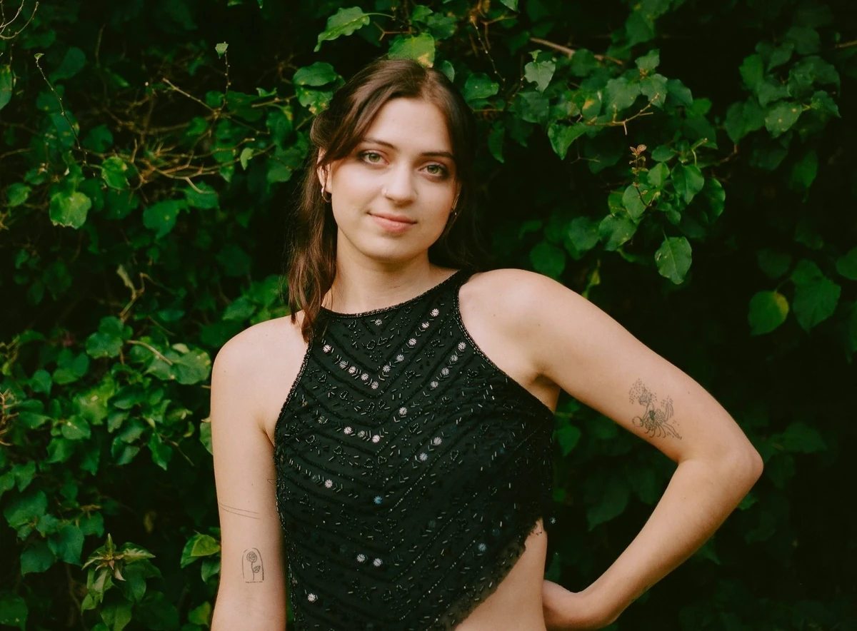 Lizzy McAlpine | Fantasy Voice Wiki | Fandom