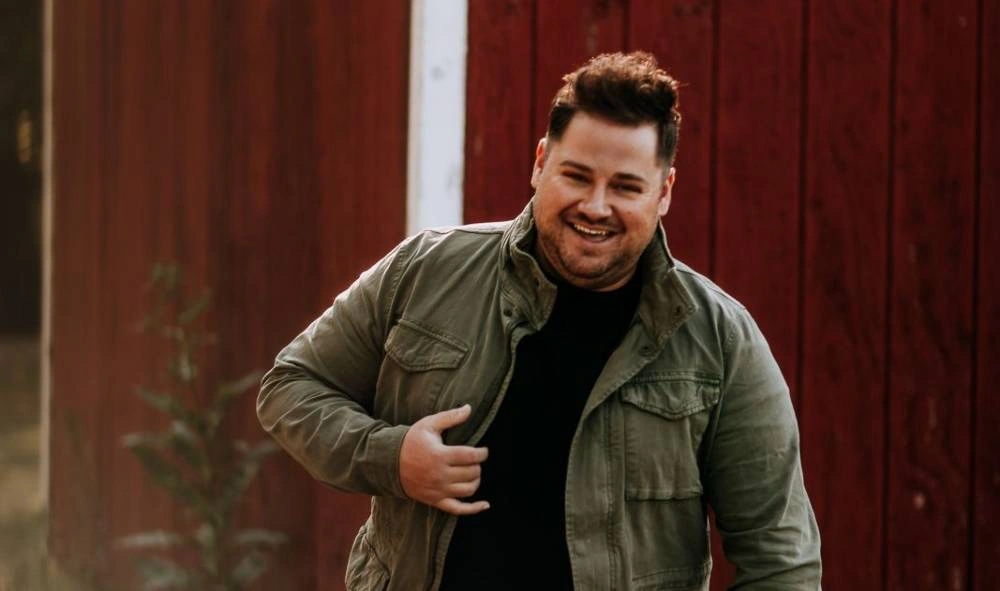 Jon Mullins | Fantasy Voice Wiki | Fandom