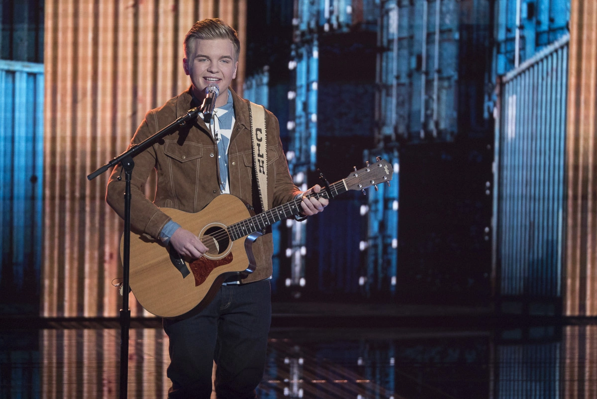 Caleb Lee Hutchinson | Fantasy Voice Wiki | Fandom
