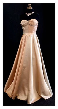 Mainbocher | Fashion Wiki | Fandom