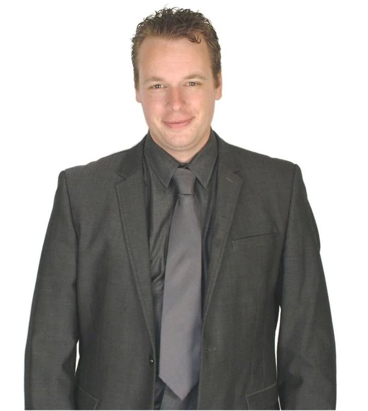 Leo Chell | FatherBrown Wiki | Fandom