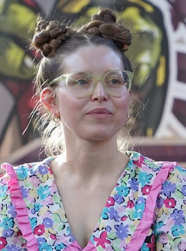 Jessie Cave | FatherBrown Wiki | Fandom