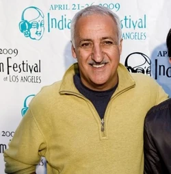 Brian George | Father of the Pride Wiki | Fandom