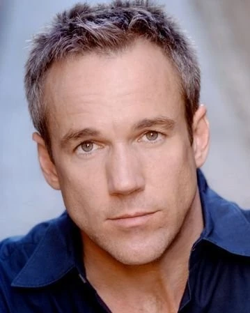 Edward Kerr | Fav-TV Wiki | Fandom