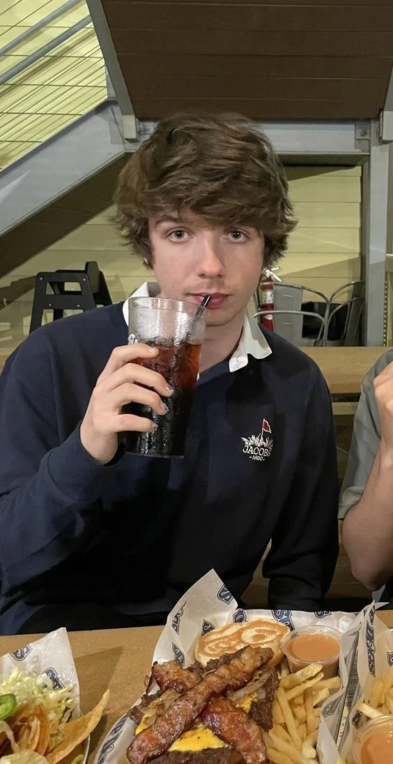 LADIES AMD GENTLEMEN! I GIVE YOU… RARE KARL PHOTOS! | Fandom