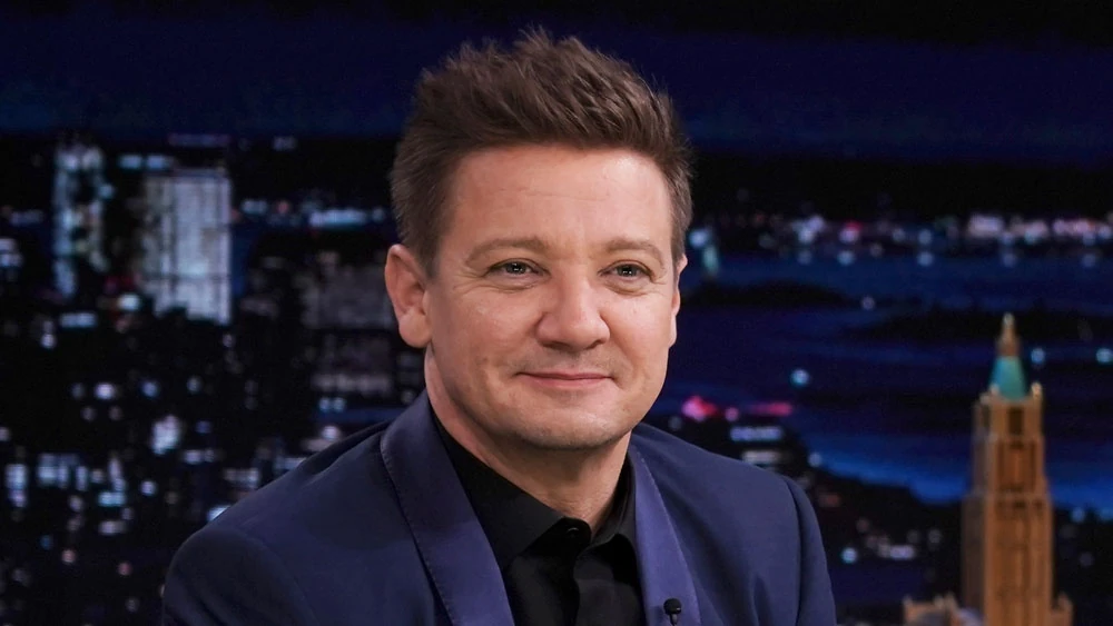 Jeremy Renner currently in the Hospital | Fandom