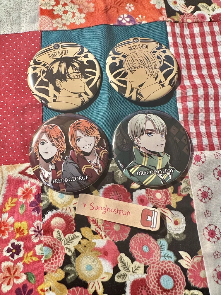 Merch merch merch | Fandom