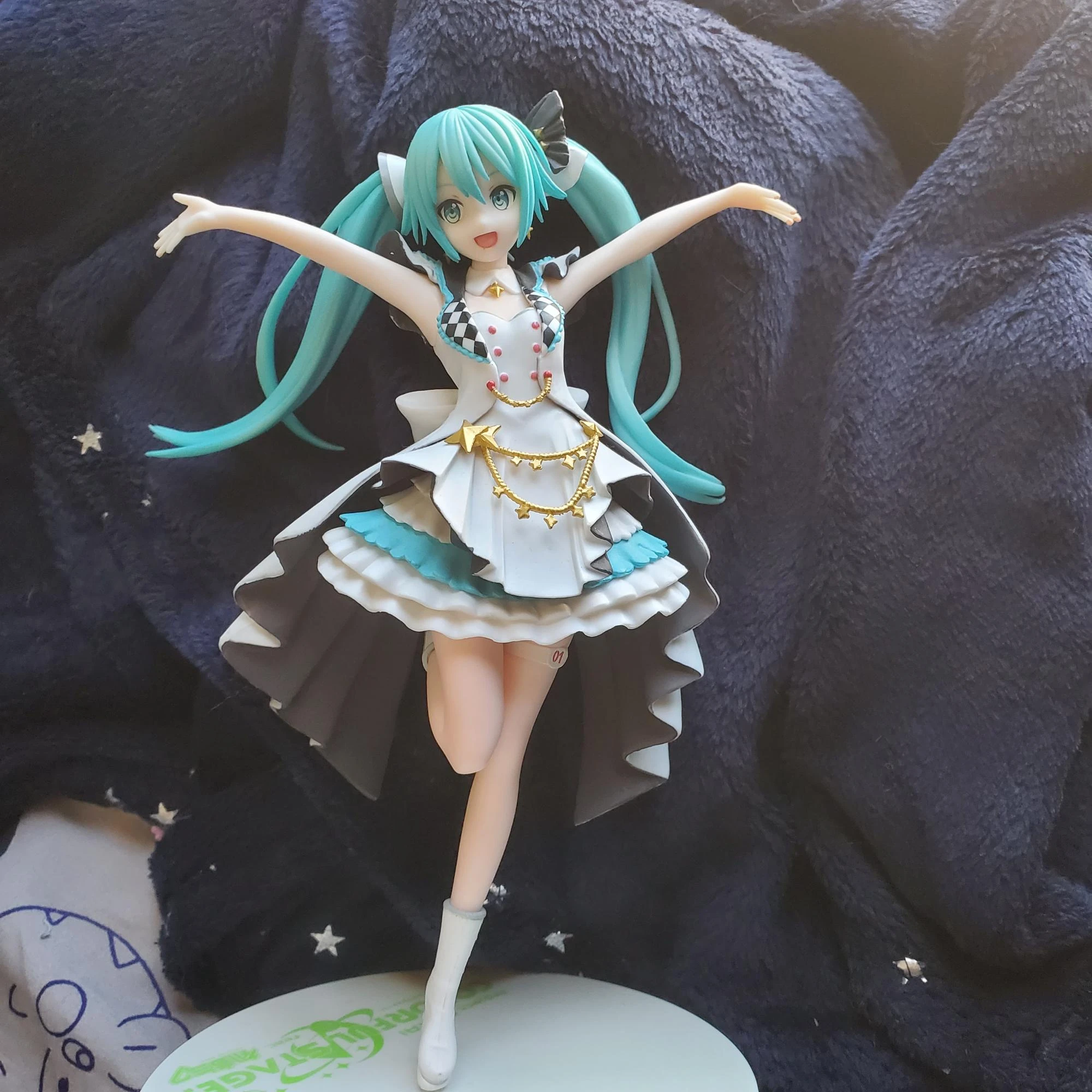 hatsune miku is upset | Fandom