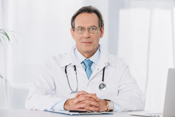 Dr Stefan Jamnik | Felix, Net i Nika Wiki | Fandom