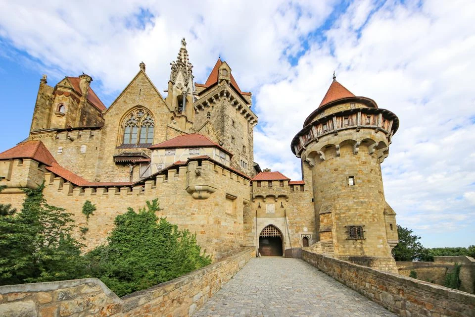 Stravos's Everystuff (Player Store) | Fenar Wiki | Fandom