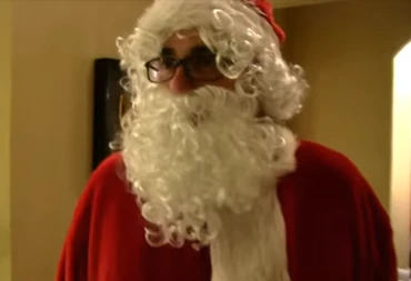 Who makes the better Santa Claus? | Fandom