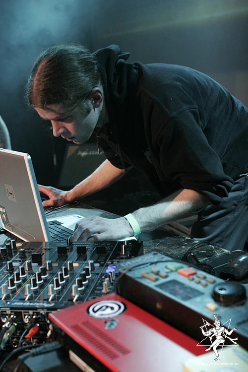 Atomhead | Flash Flash Revolution Wiki | Fandom