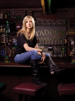 Dee Reynolds | Fictional Characters Wiki | Fandom