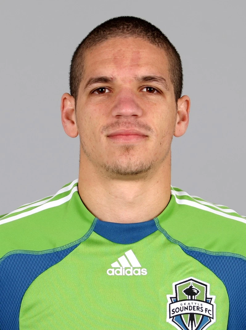 Osvaldo Alonso | EA Sports FC wiki | Fandom