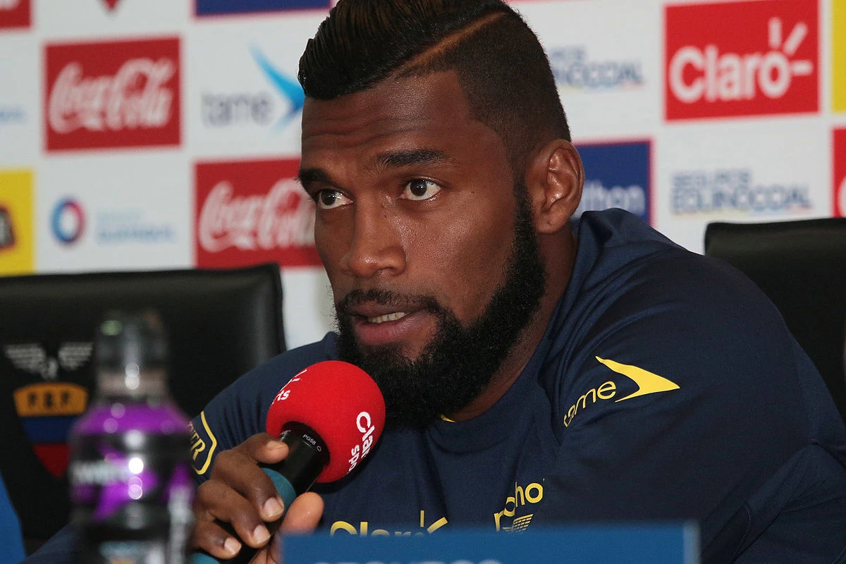 Alexander Domínguez | EA Sports FC wiki | Fandom