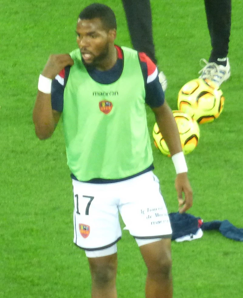 Aaron Boupendza | EA Sports FC wiki | Fandom