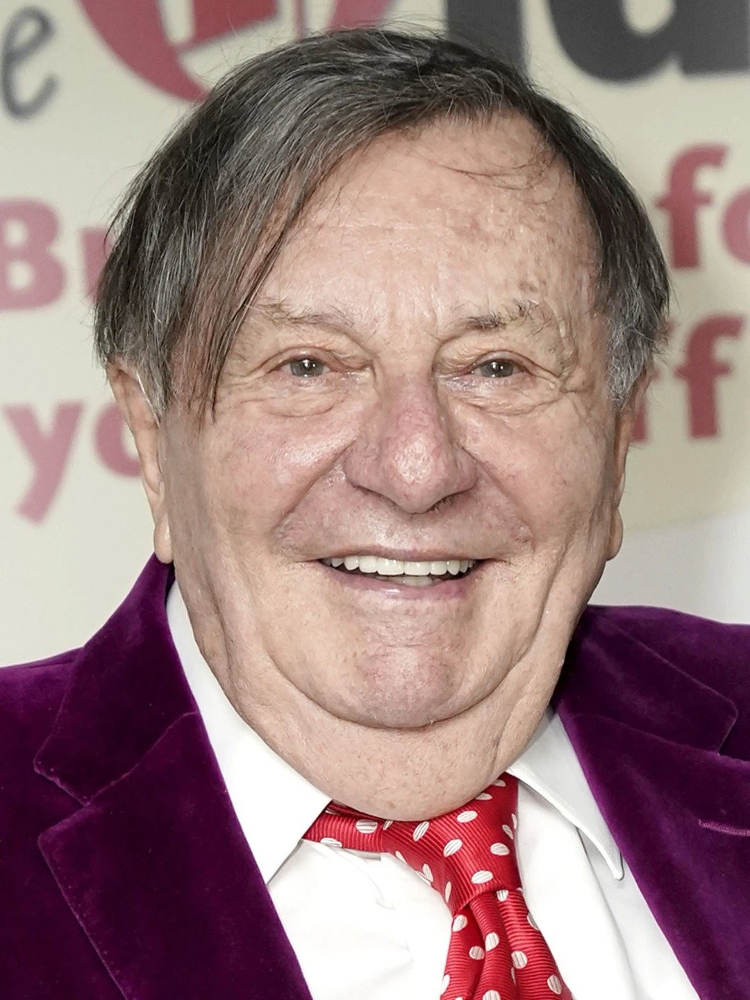 Barry Humphries | Moviepedia | Fandom