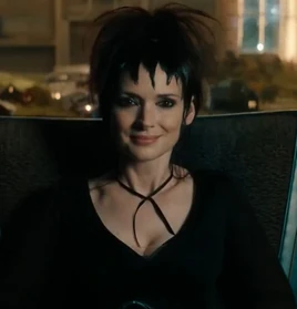 Lydia Deetz | Moviepedia | Fandom