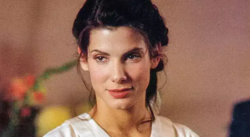 Lucy Eleanor Moderatz | Moviepedia | Fandom