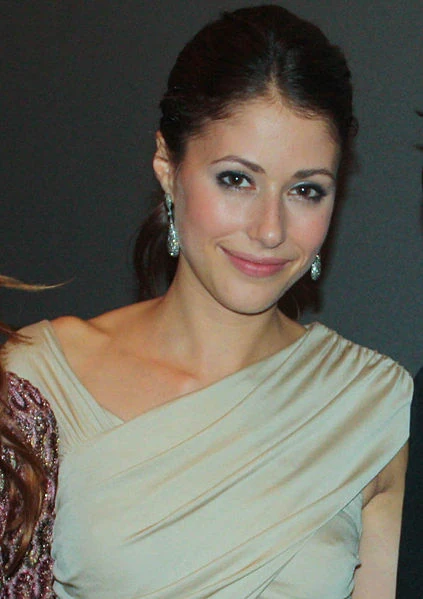 Amanda Crew | Moviepedia | Fandom