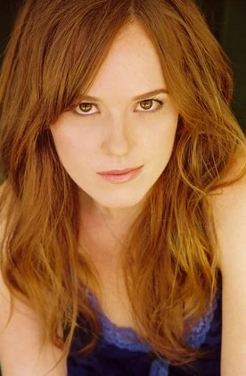 Stephi Lineburg | Moviepedia | Fandom