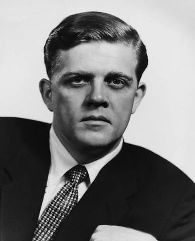 Pat Hingle | Moviepedia | Fandom