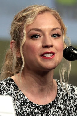 Emily Kinney | Moviepedia | Fandom