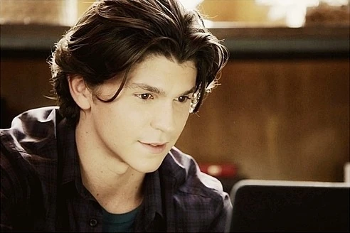 Gabe | Wiki Finding Carter | Fandom