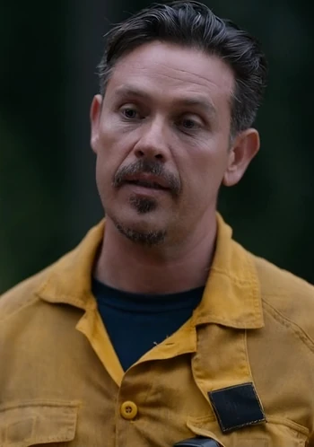 Manny Perez | Fire Country Wiki | Fandom