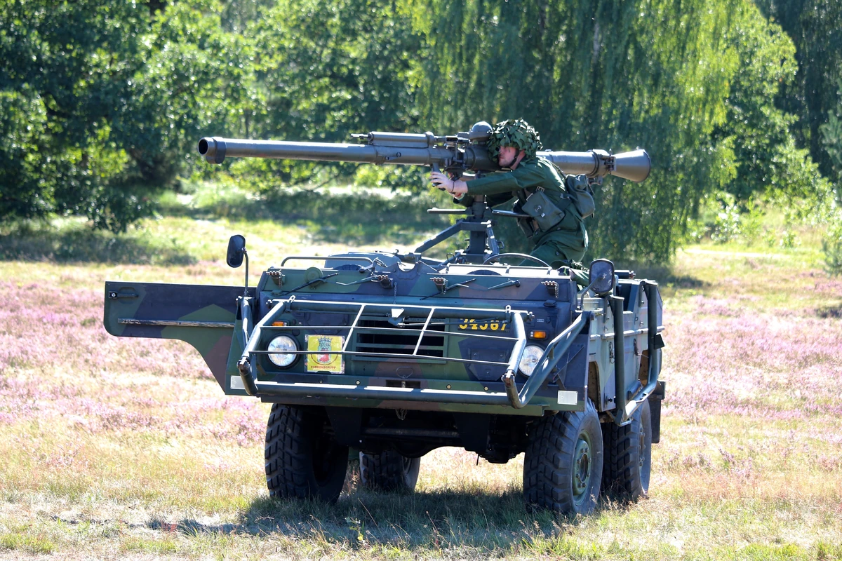 Pansarvärnspjästerrängbil 1111 | FirearmCentral Wiki | Fandom