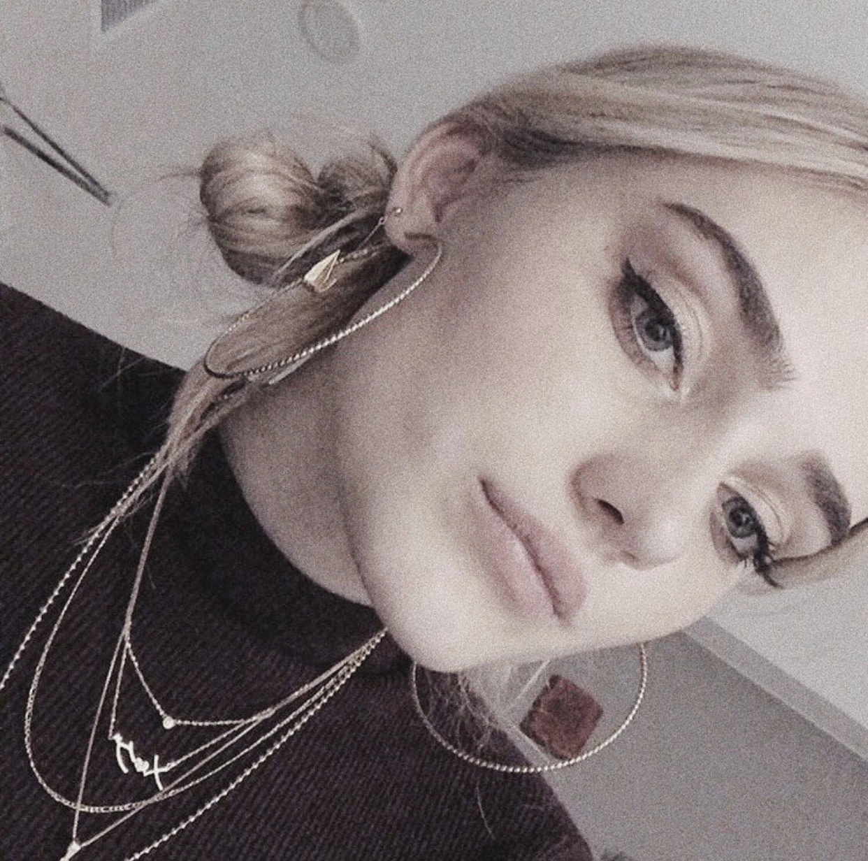 Nick Jonas Septum Piercing