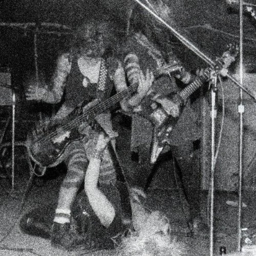 L7 (album) | Flannel Manual - The Definitive Grunge Wiki | Fandom