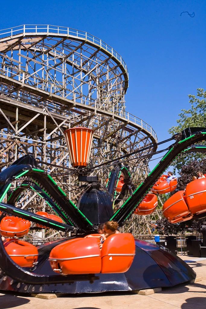 Monster (Cedar Point) | Flat Ride Wiki | Fandom