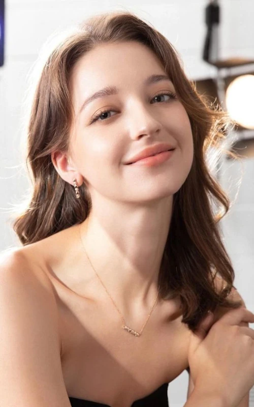 Veronika Aleina Verano | FLIGHT series Wiki | Fandom