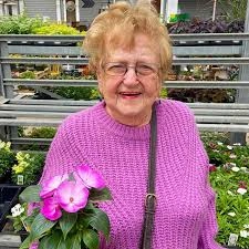 Lillian Droniak | Floptok Wiki | Fandom