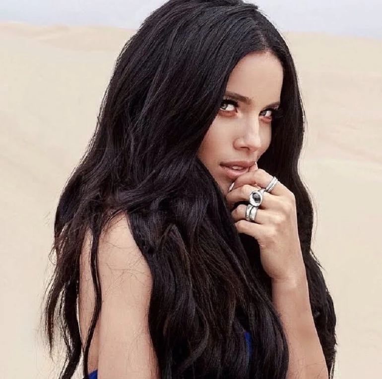 Lucia Cole | Floptok Wiki | Fandom