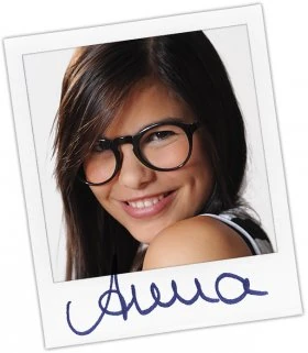 Anna Covic / Galerie | Fluch des Falken Wiki | Fandom