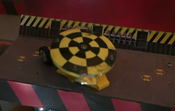 Revolutionist | Fan Made Robot Wars Wiki | Fandom