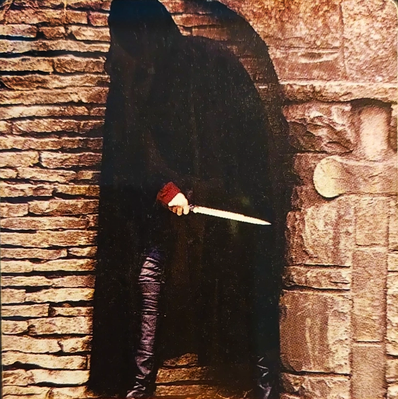 Shadowcloak (cloak) | Forgotten Realms Wiki | Fandom